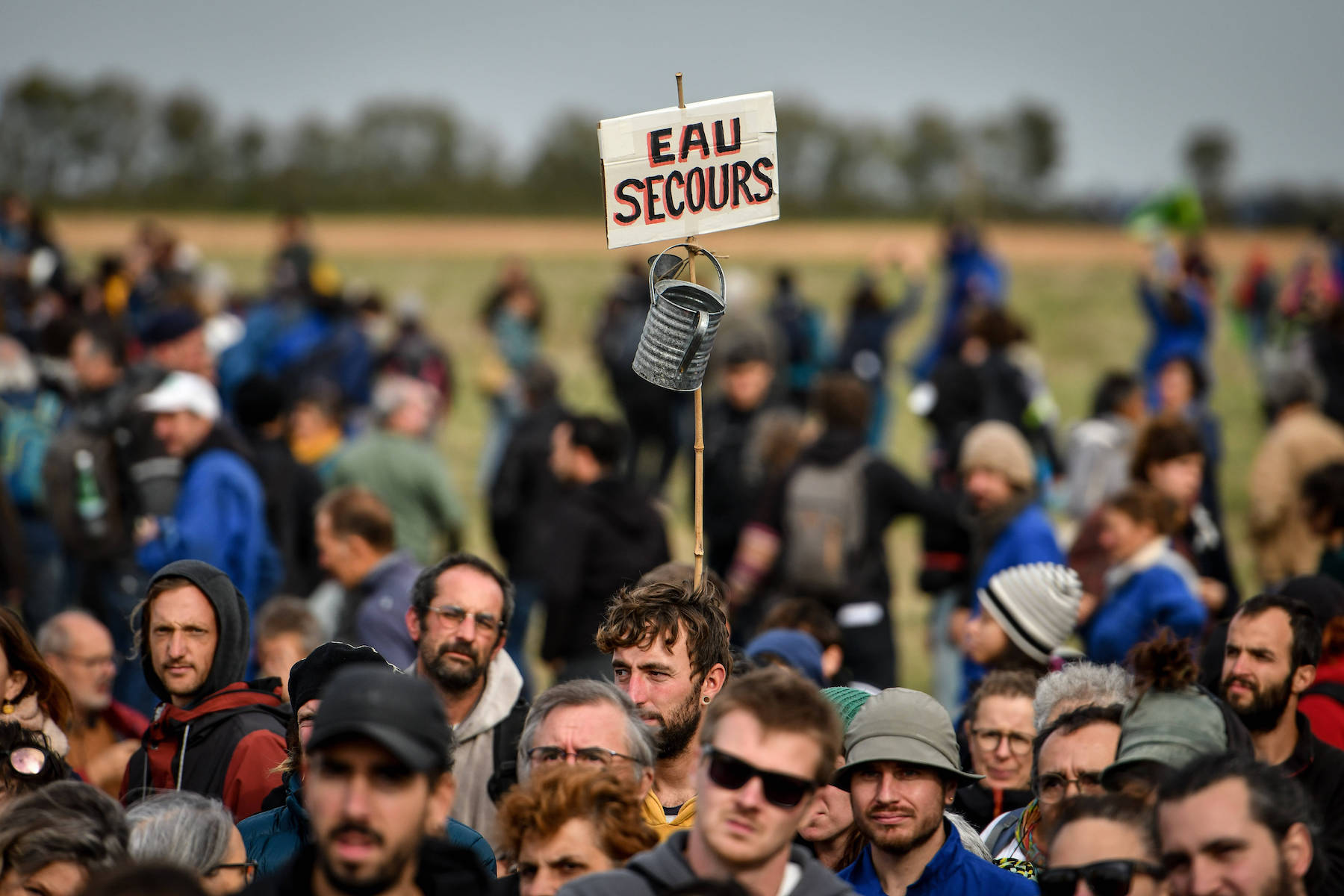 C'est quoi le problème avec les mégabassines ? - Deklic